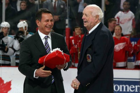 Hockey Hall of Famer Budd Lynch dies at 95 | The Michigan Chronicle