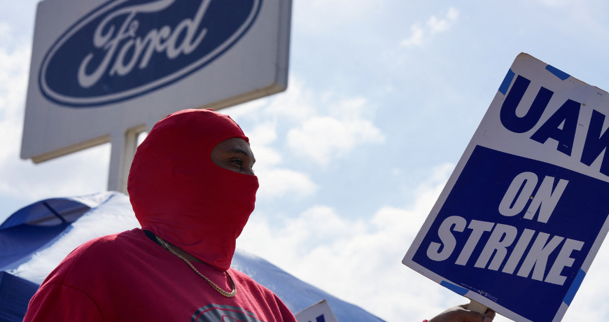 Ford making 400 more layoffs in metro Detroit as strike continues | The ...