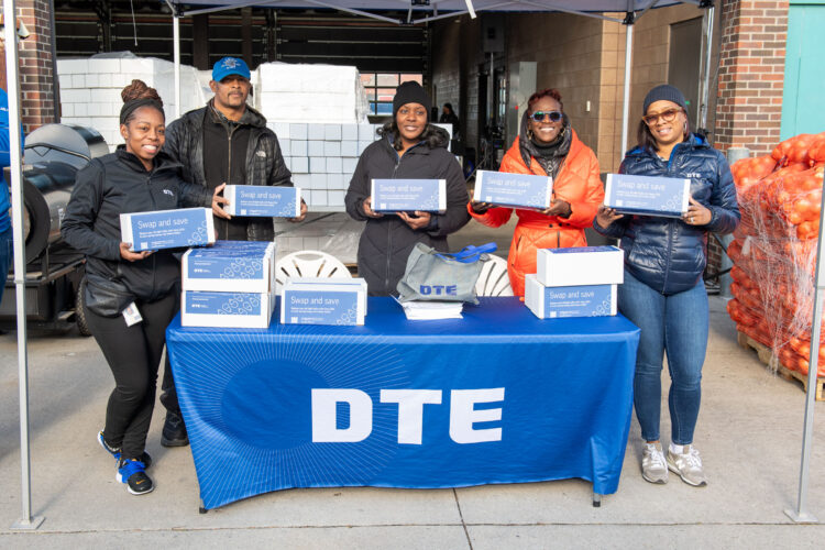 See Photos from Tarance Wheeler's Annual Pre-Thanksgiving All-Star ...