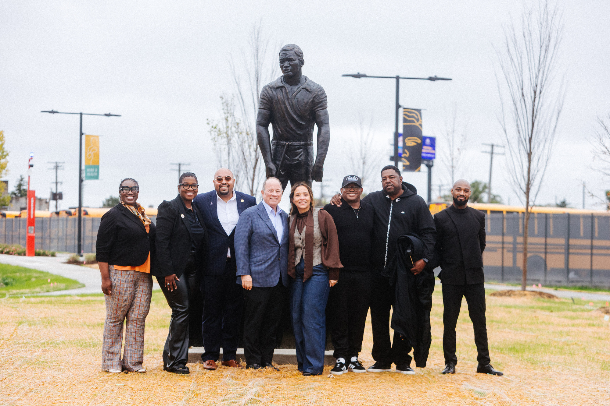 New Joe Louis Statue Unveiled Along Latest Stretch of Joe Louis ...