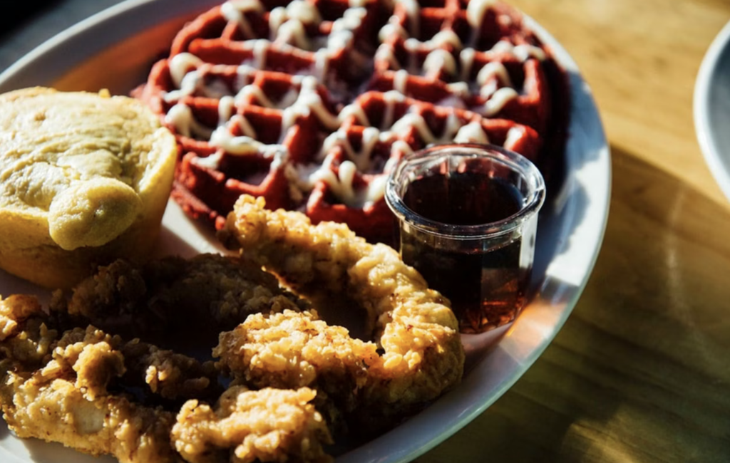 Kuzzo’s Chicken & Waffles Closing After 11 Years on Detroit’s Avenue of ...